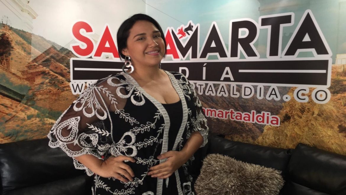 'Sublime y Glorioso', la nueva canción de Angie Julio con la que adora ...