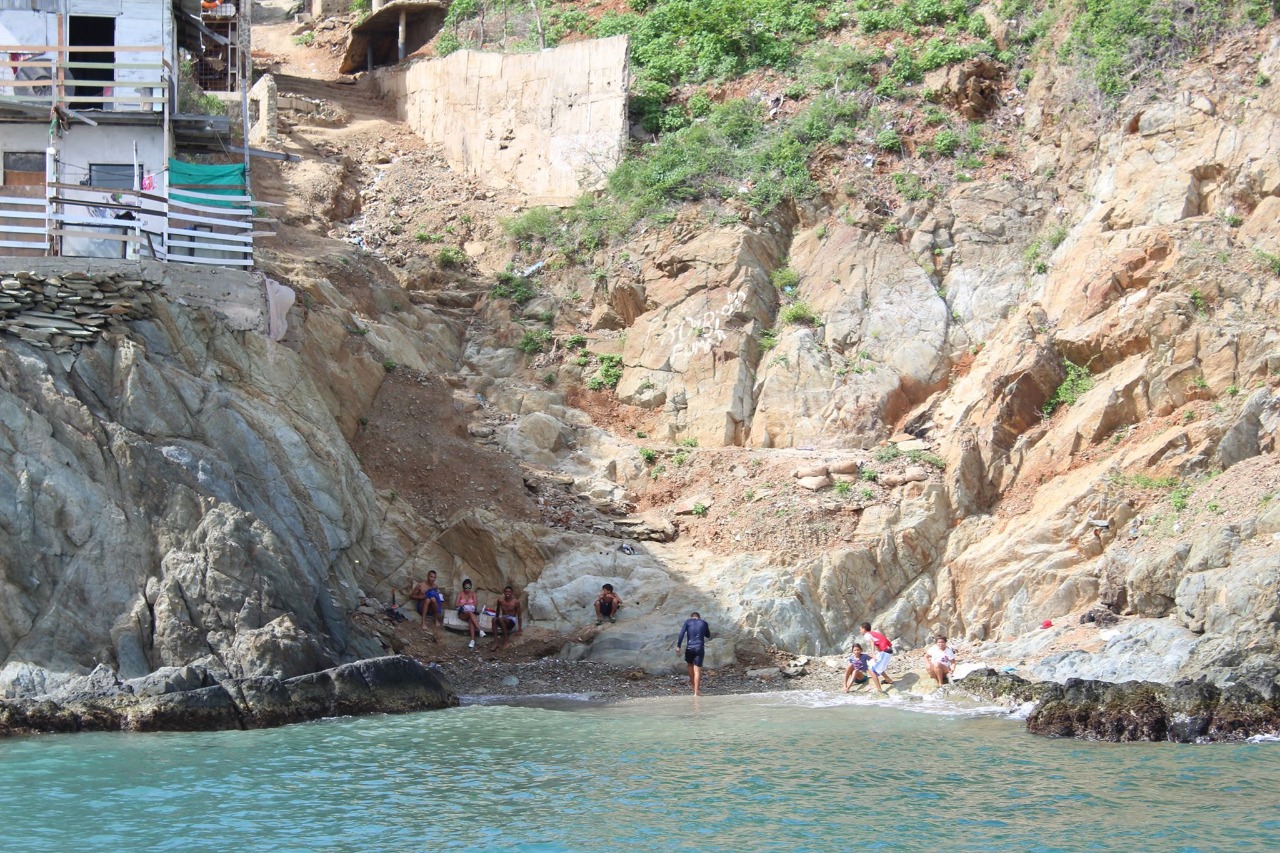 Familia violó el aislamiento para disfrutar del mar en la escondida ...