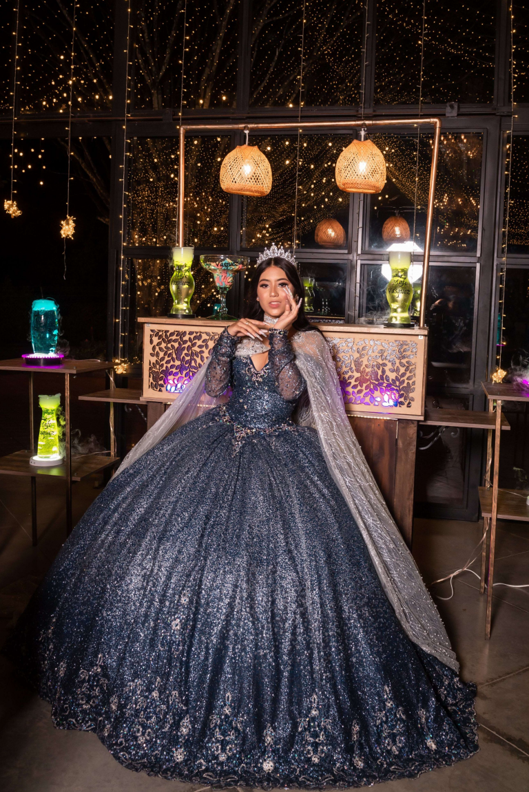 Al estilo de ‘Quiero mis 15’, la influencer Mafe Vásquez celebró su ...