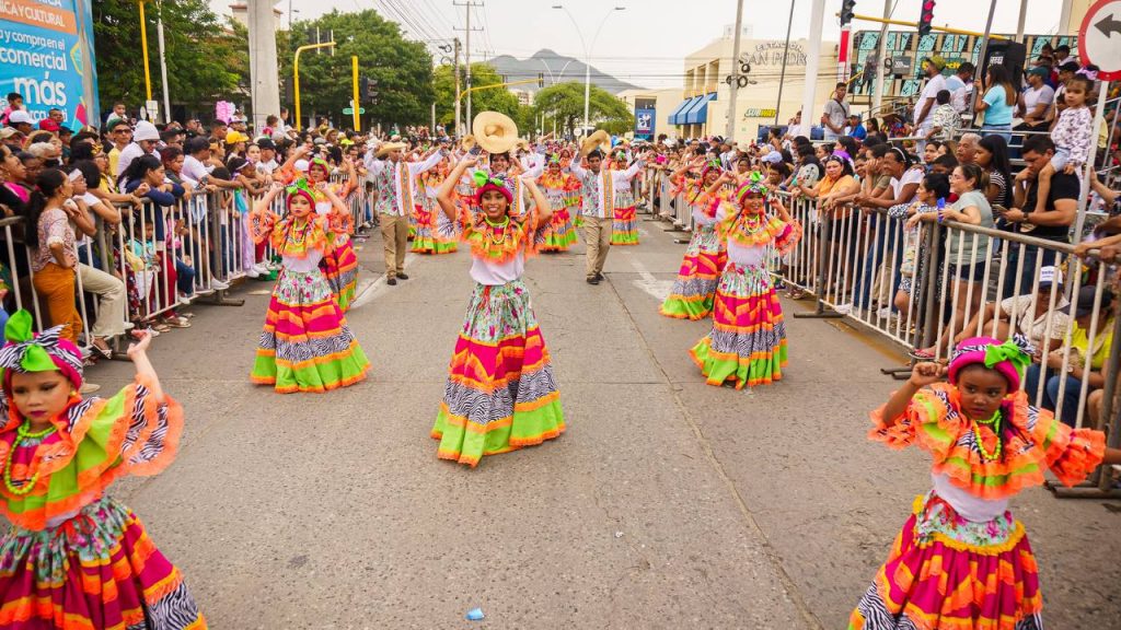 Estos fueron los ganadores del Desfile Folclórico de la Fiesta del Mar ... Estos fueron los ganadores del Desfile Folclórico de la Fiesta del Mar ...