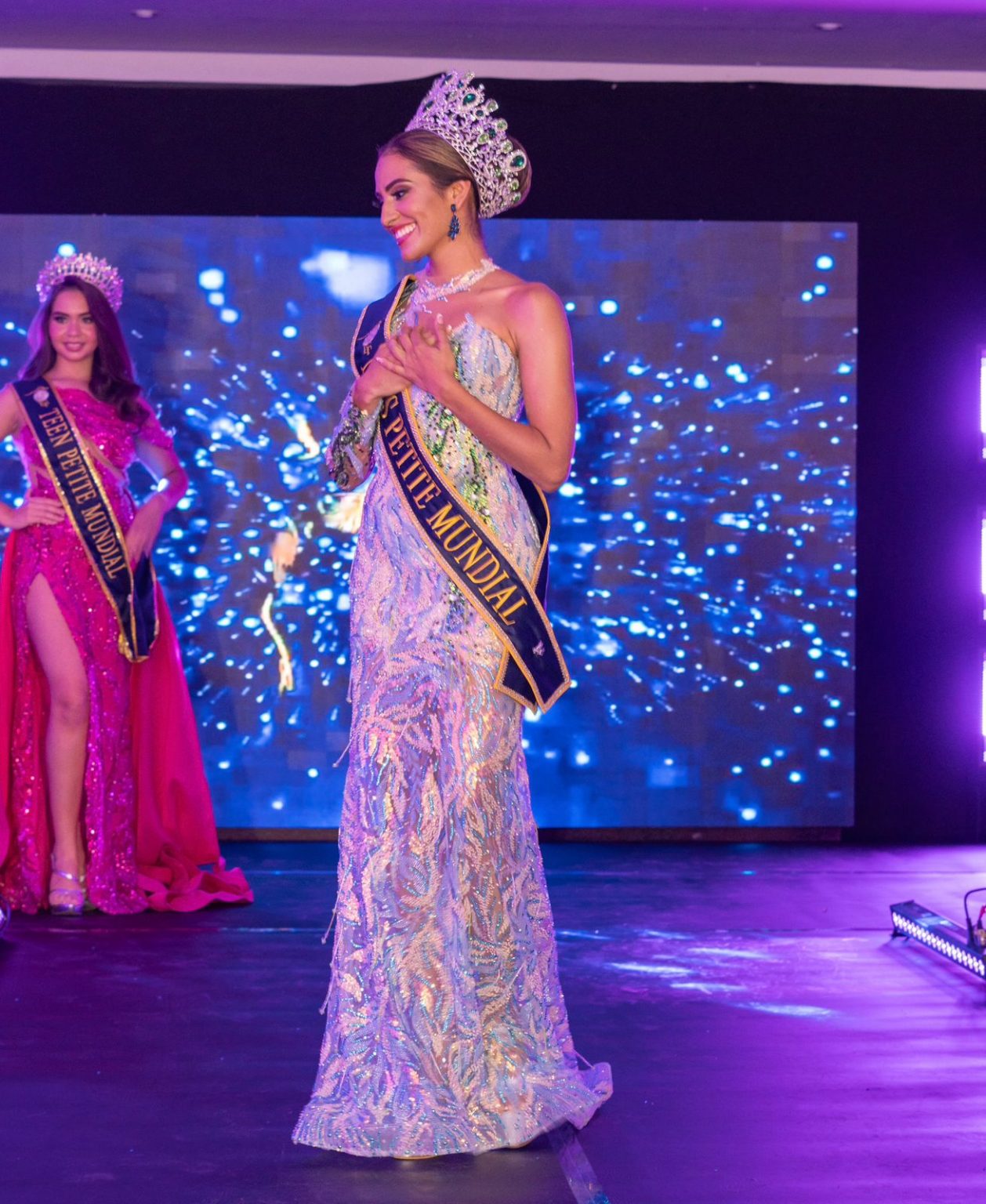 Orgullo samario: Mayda Jiménez, la reina que conquistó el Miss Petite ...